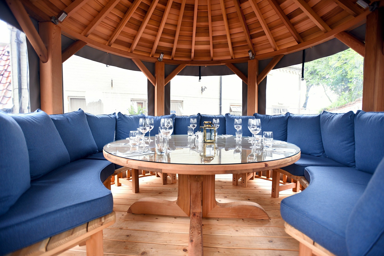 The Lifeboat Inn | Restaurant | Discover Norfolk