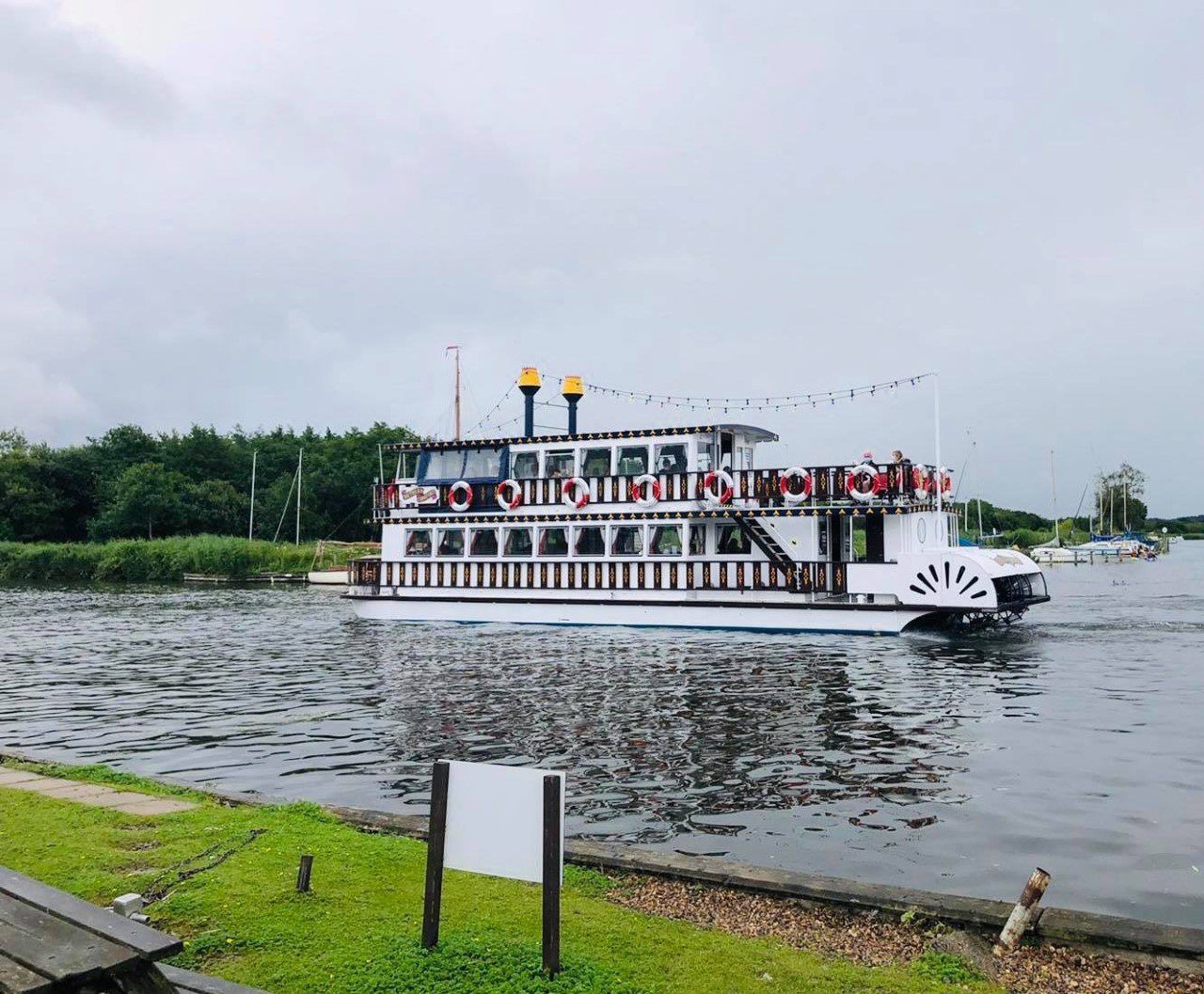Southern Comfort Riverboat | Boat Trips | Discover Norfolk